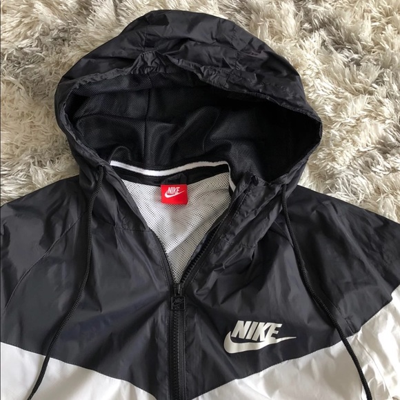Nike | Jackets & Coats | Nike Windbreaker | Poshmark